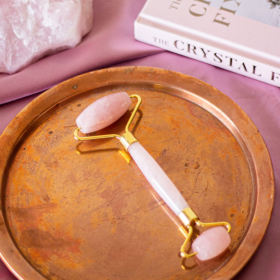 Rolo Facial de Quartzo Rosa - Loja de Cristaloterapia Surya Cristais
